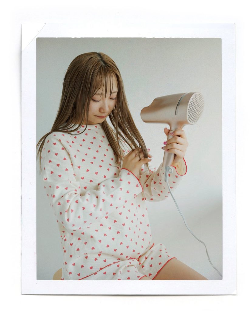 ニコのケア tiny tiny 人気スタッフRikaに聞くデイリーケアの秘訣。 | ニコの〇〇 | COLUMN 連載 | ニコアンド（niko and ... ）オフィシャルブランドサイト