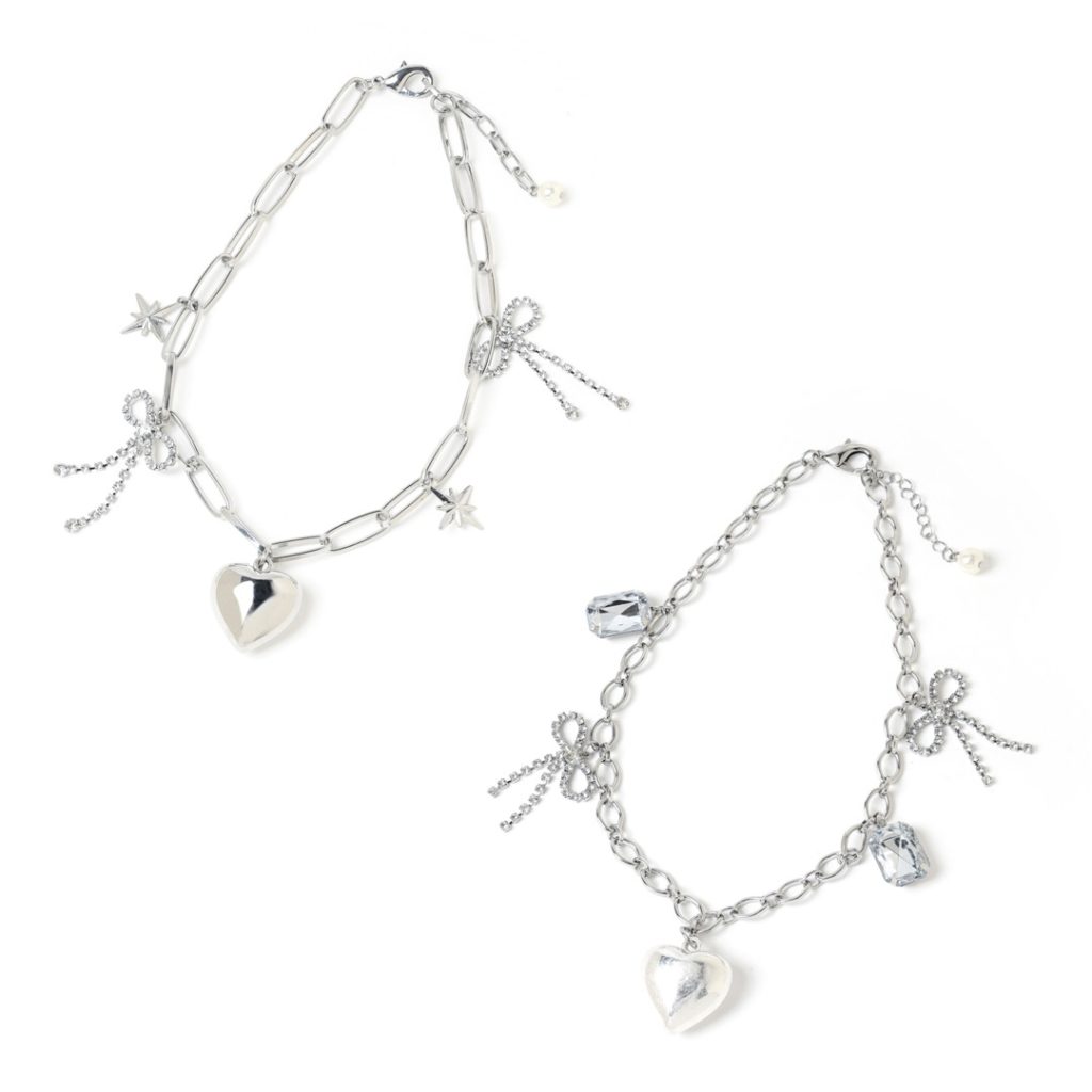 ニコのアクセ - tiny tiny人気スタッフRikaに聞く夏のアクセサリースタイル | ニコの〇〇 | COLUMN 連載 | ニコアンド（niko and ... ）オフィシャルブランドサイト